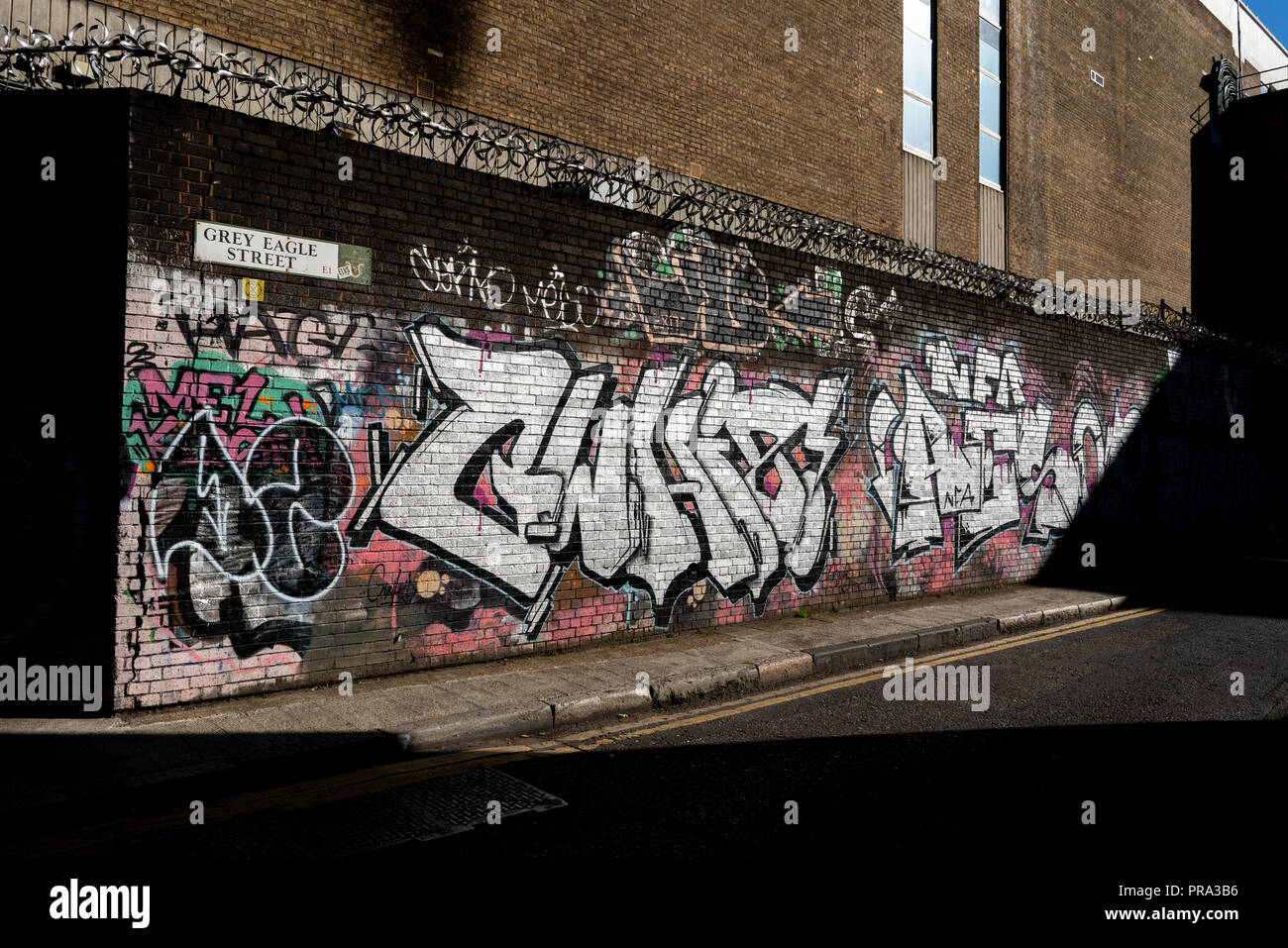 E1 is at the heart of some of London's best graffiti Stock Photo - Alamy