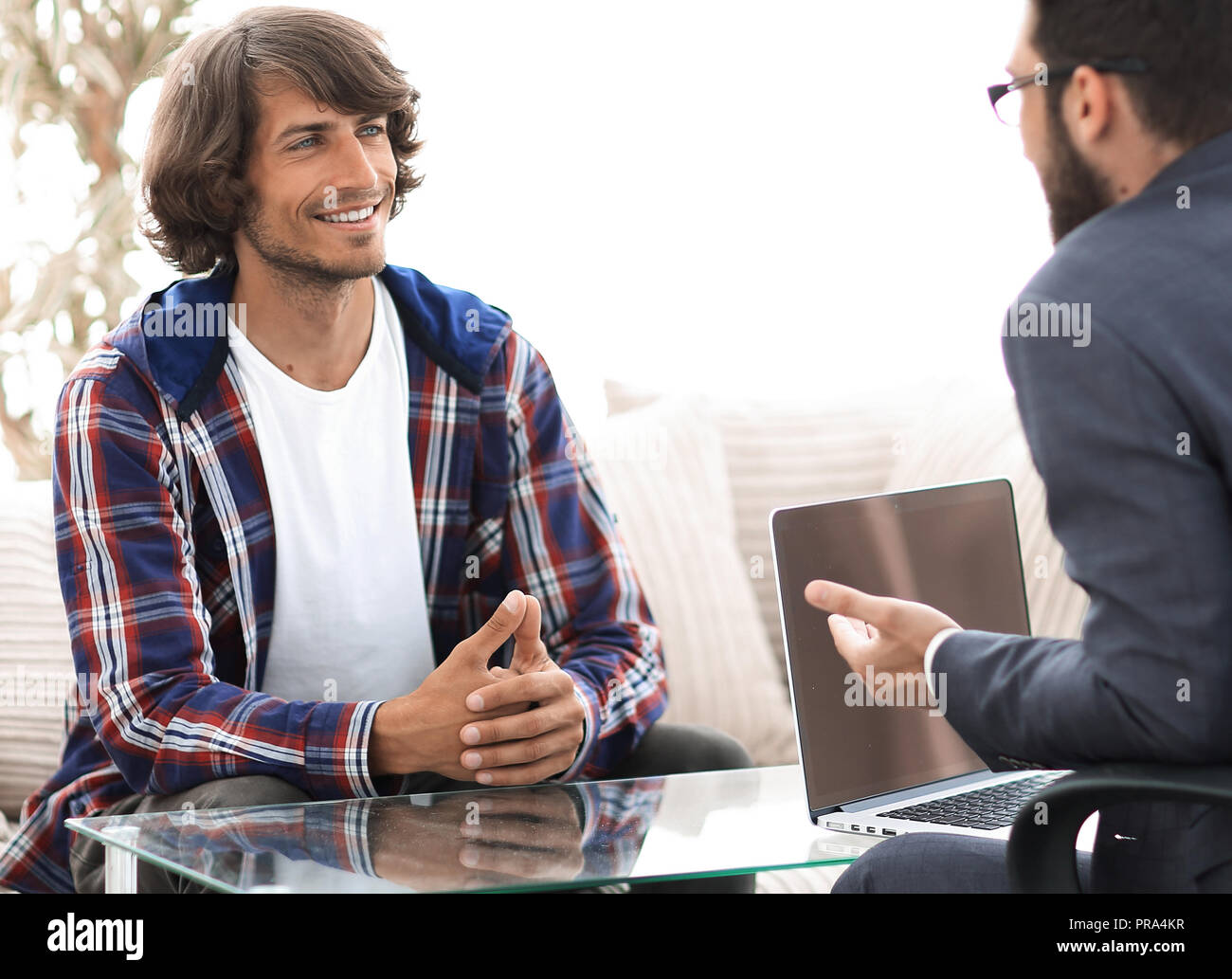 Attorney talking to client hi-res stock photography and images - Alamy