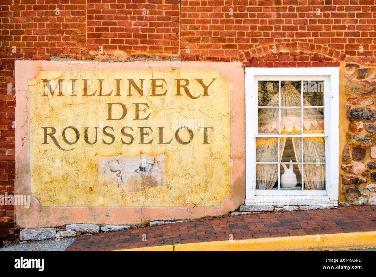 Virginia main street communities hi-res stock photography and images ...