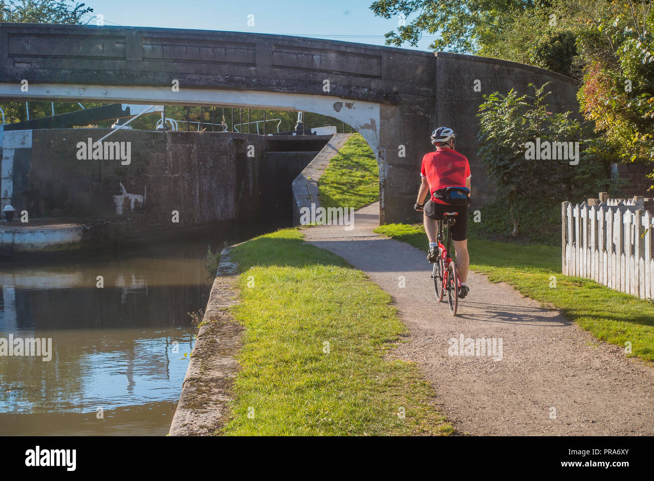 Cycling,cyclist,Canal towpath,Grand Union Canal,Hatton Stock Photo - Alamy
