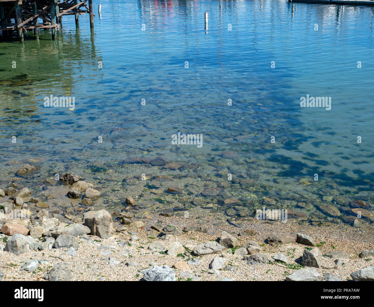 Shell dock hi-res stock photography and images - Alamy