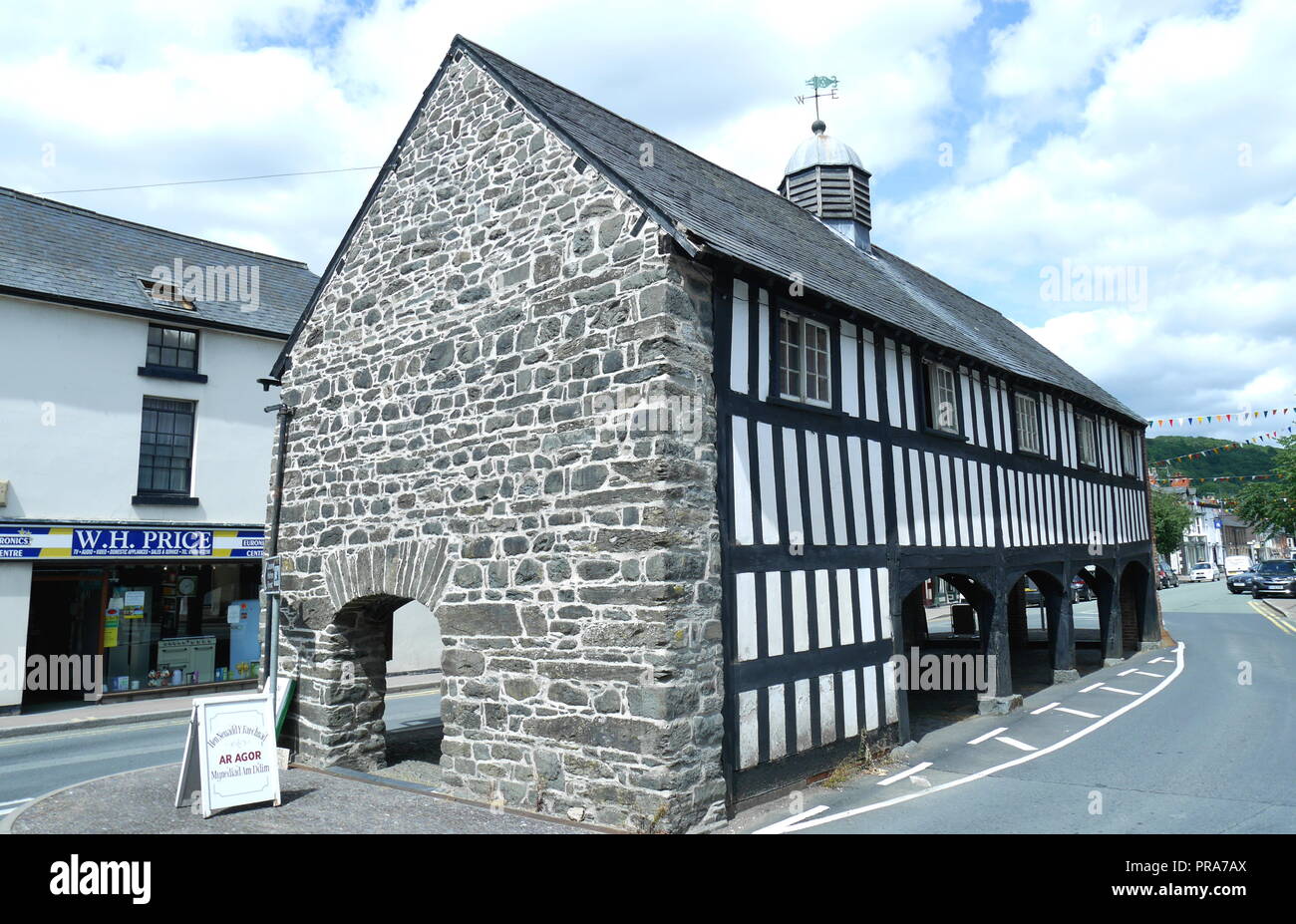 Booth hall hi-res stock photography and images - Alamy