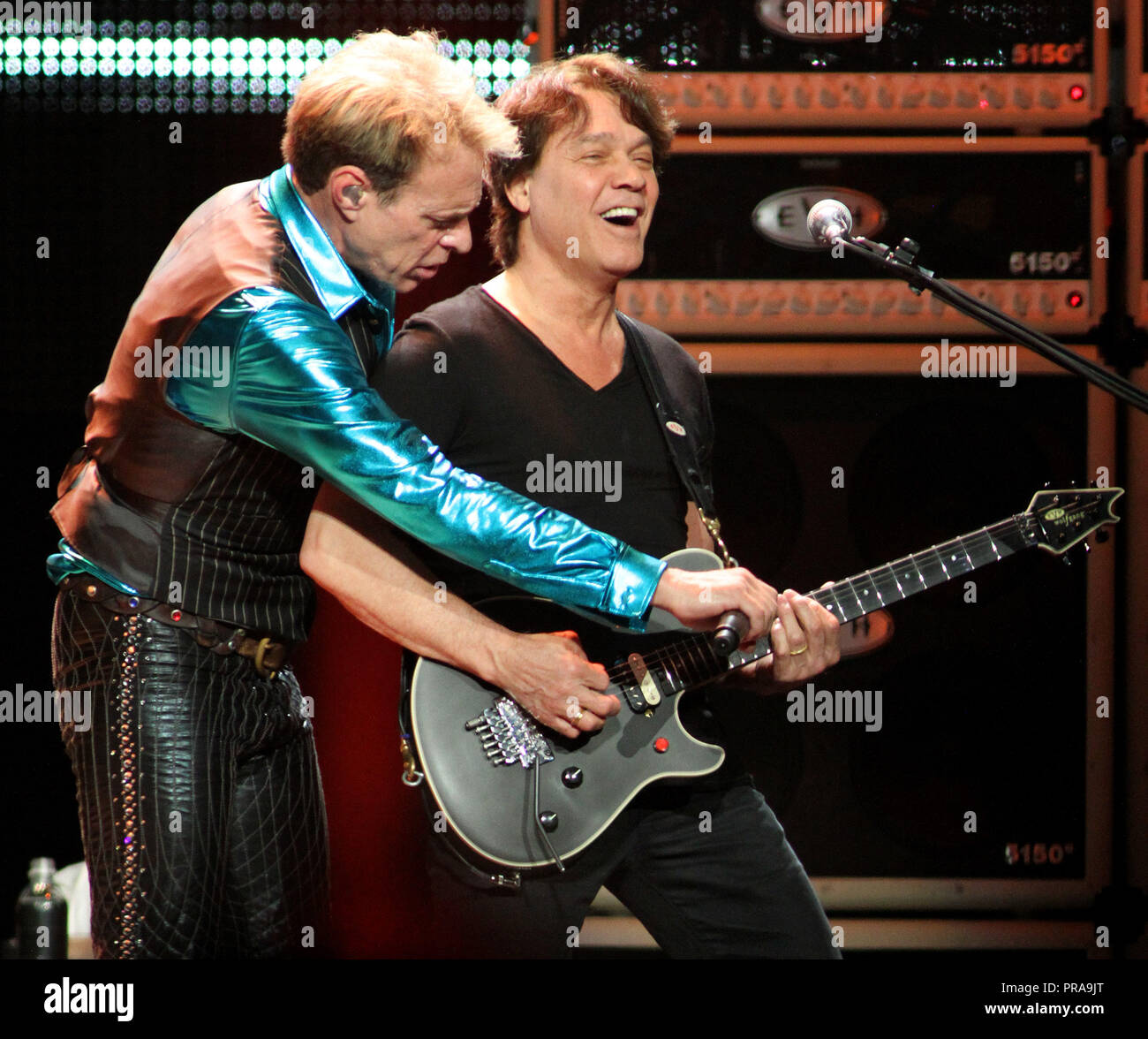 Van halen david lee roth hi-res stock photography and images - Alamy