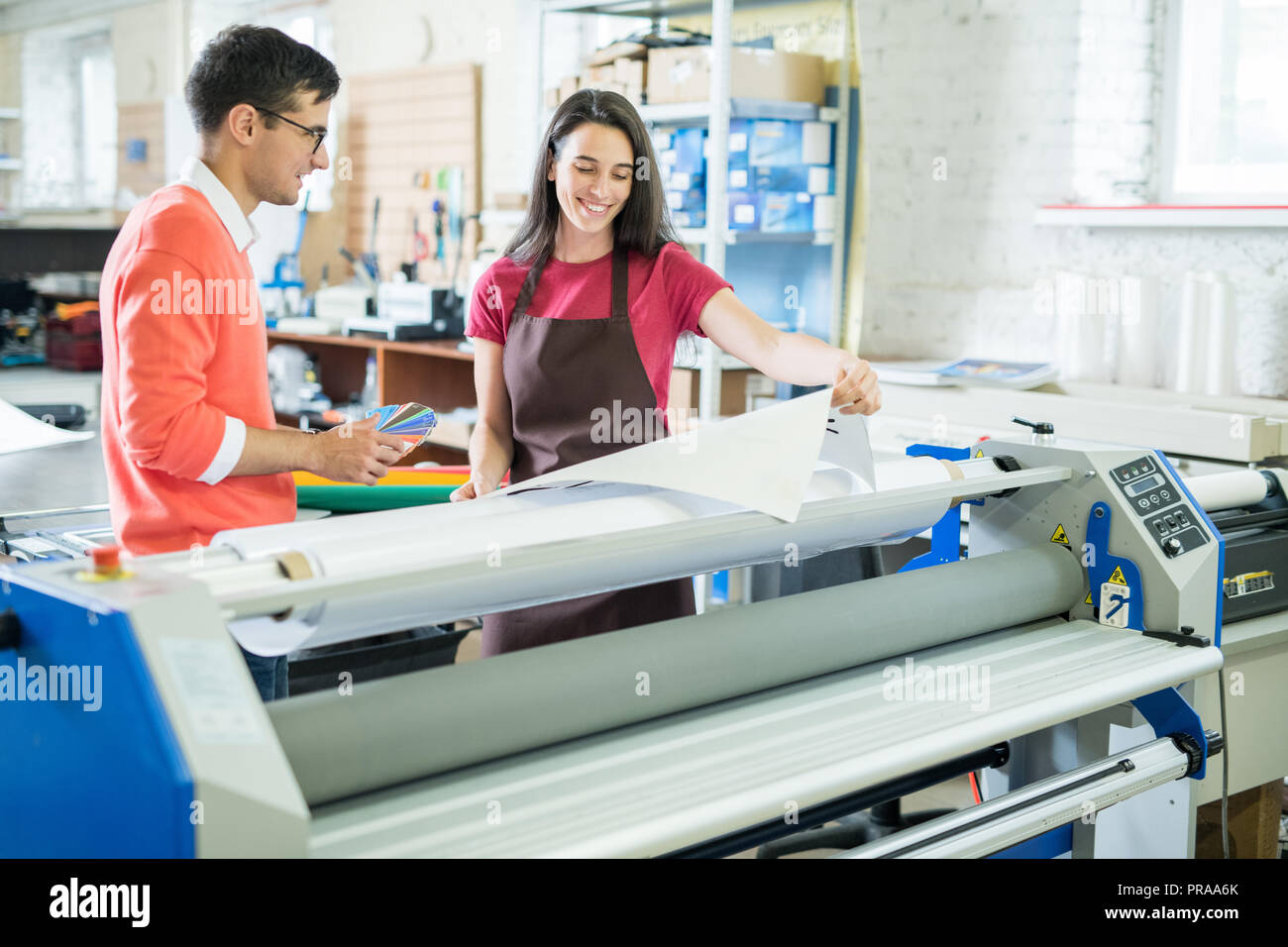 Young people picking out hi-res stock photography and images - Alamy