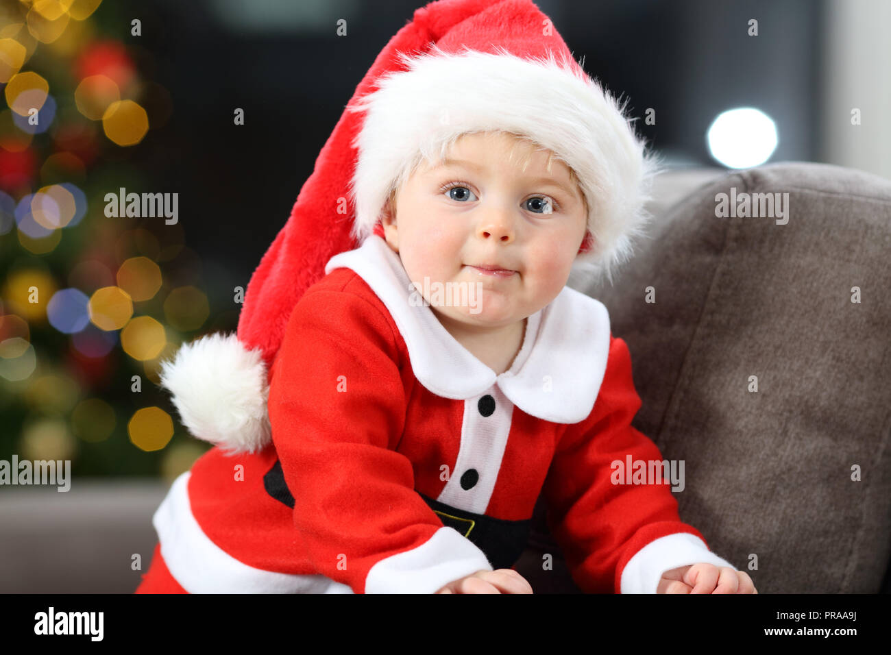 Distracted baby hi-res stock photography and images - Alamy