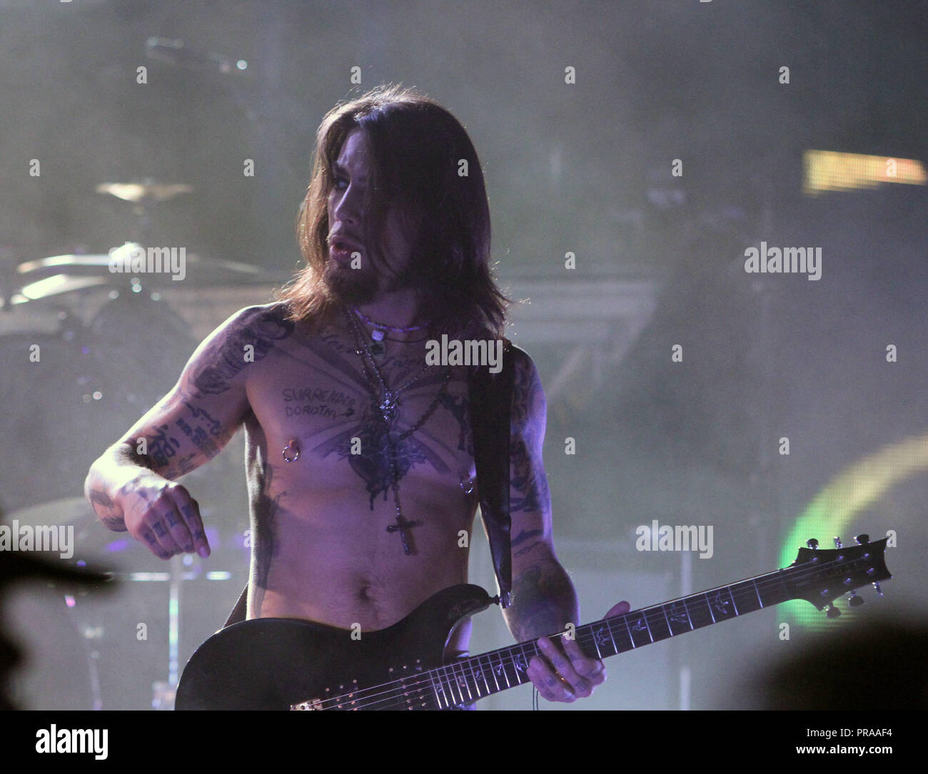 Dave navarro hi-res stock photography and images - Alamy