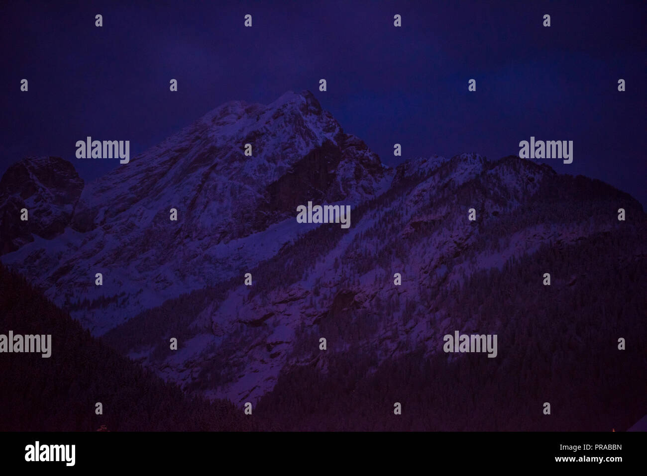 Winte night sky hi-res stock photography and images - Alamy