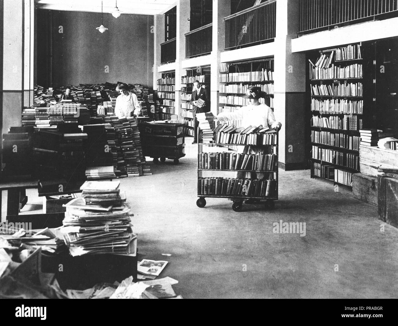 1918 - American Library Association - Dispatch - Results of a book ...