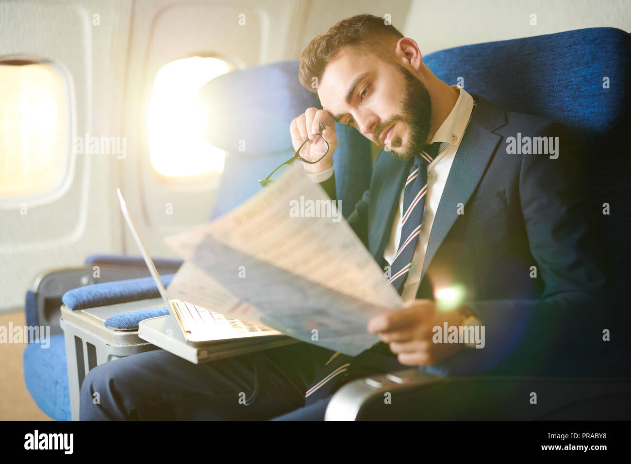 Tired passenger plane hi-res stock photography and images - Alamy