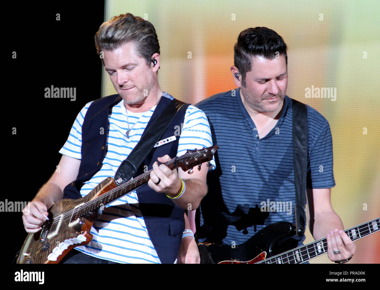Jay demarcus and joe don rooney of rascal flatts hi-res stock ...