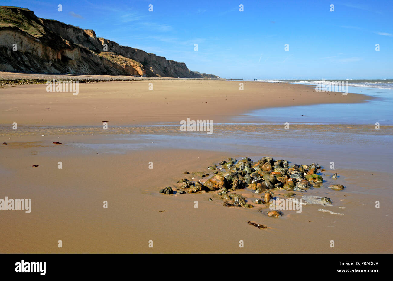 East runton beach erosion hi-res stock photography and images - Alamy