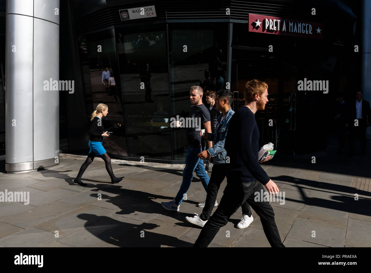 Street photography london hi-res stock photography and images - Alamy