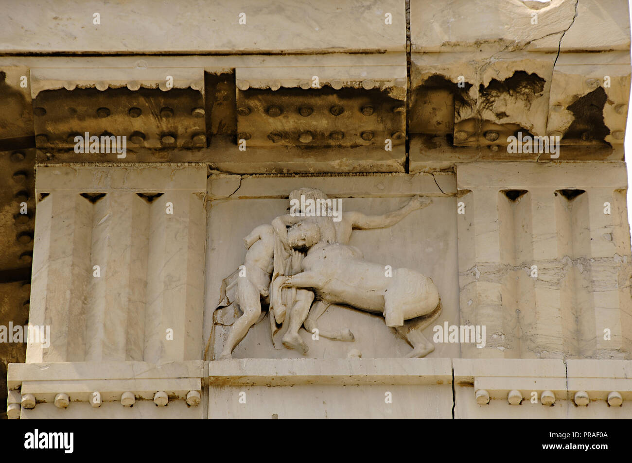 Triglyph frieze hi-res stock photography and images - Alamy