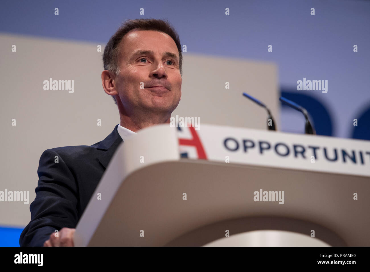 Jeremy hunt wife hi-res stock photography and images - Alamy