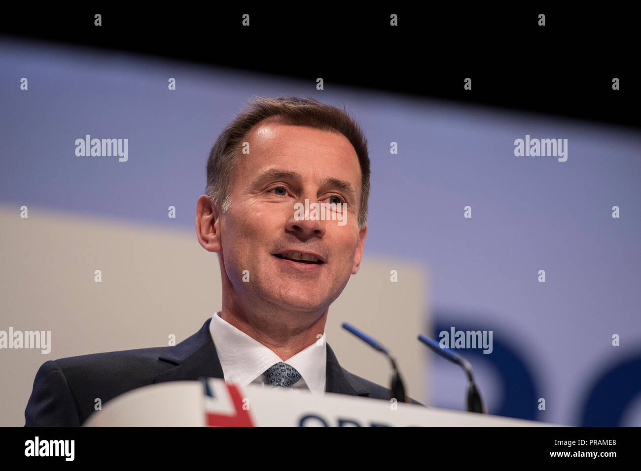 Microphone podium uk hi-res stock photography and images - Alamy