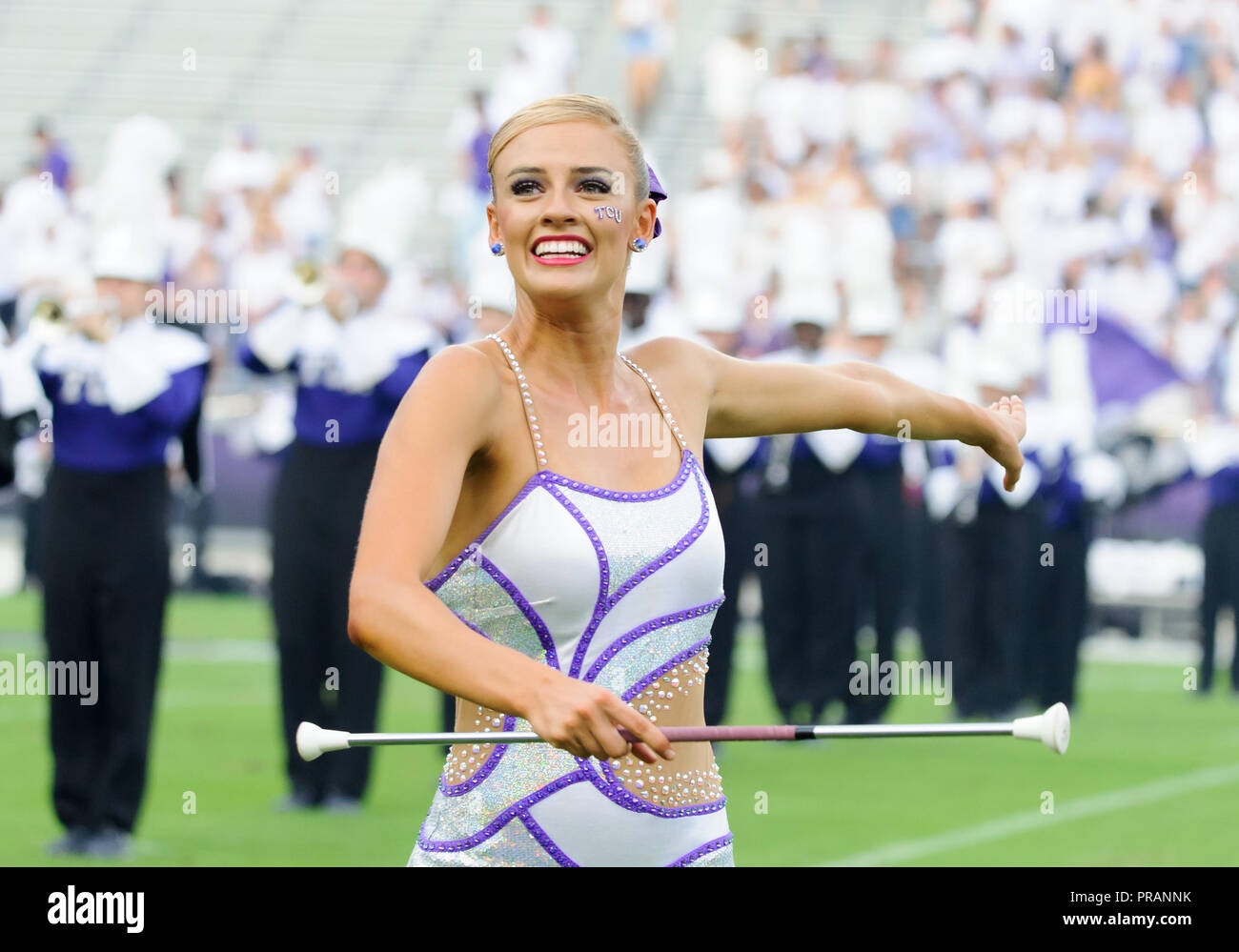 Waco, Texas, USA. 29th Sep, 2018. TCU Horned Frogs baton twirler ...