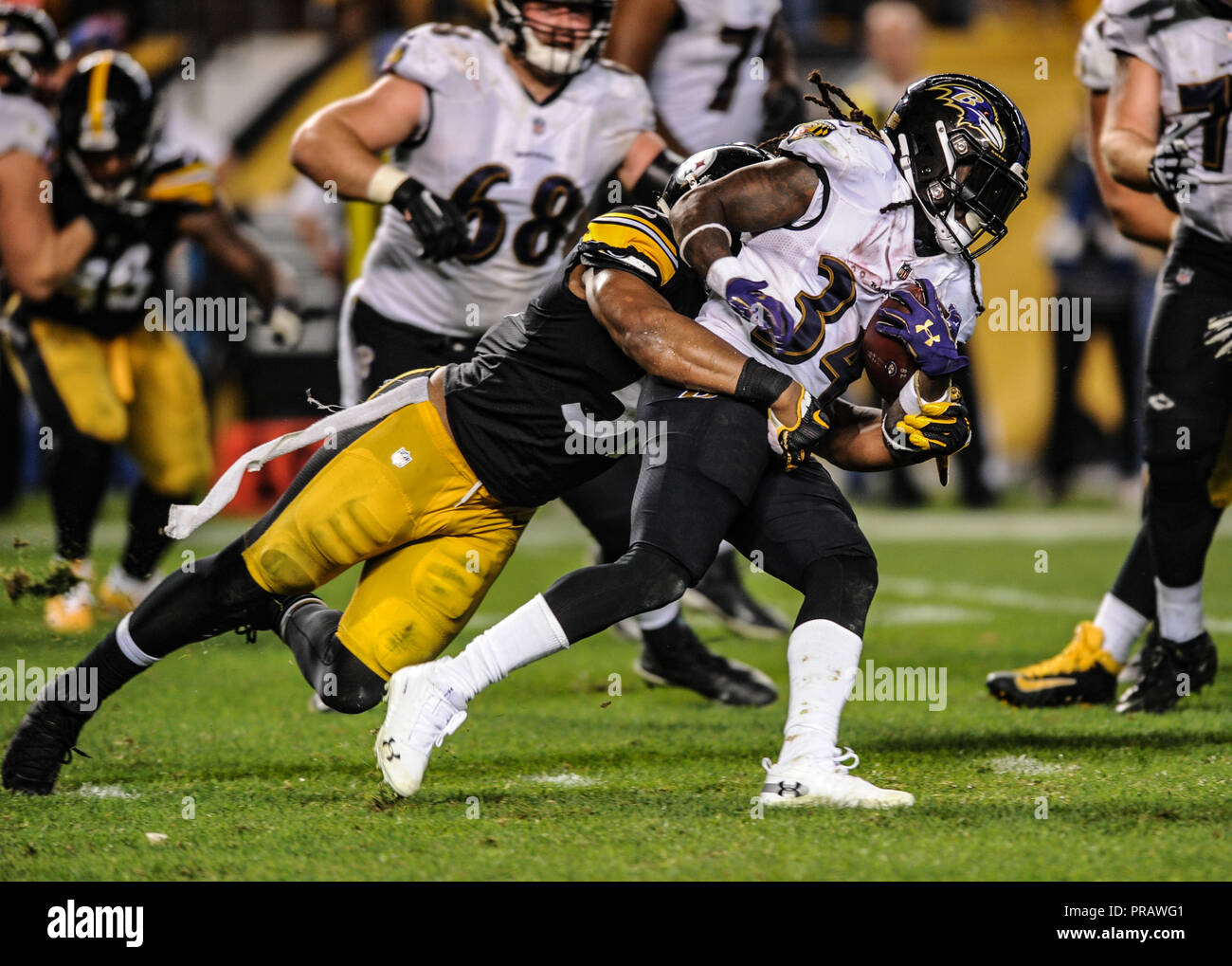 Alex collins ravens hi-res stock photography and images - Alamy