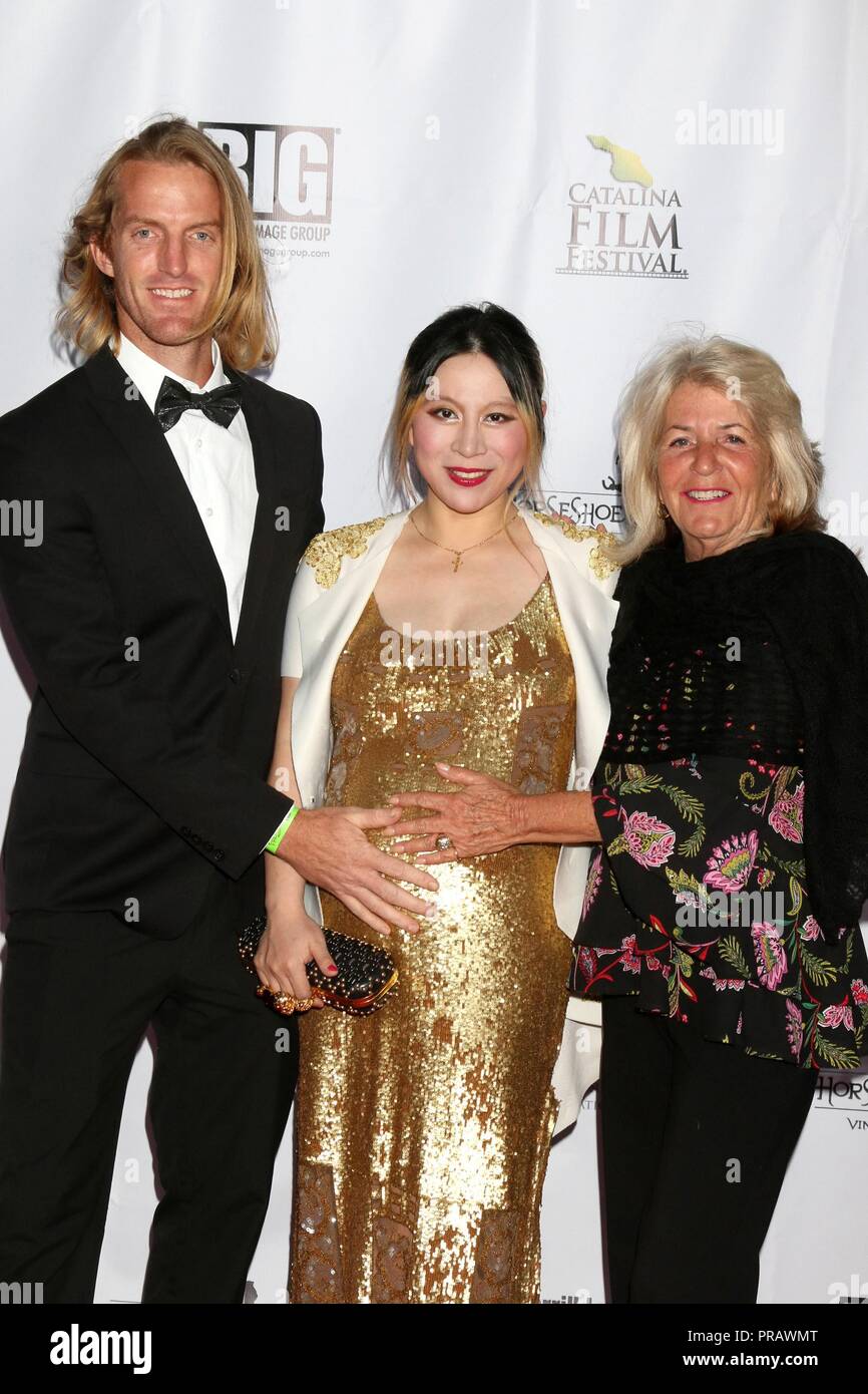 Long Beach, CA. 28th Sep, 2018. Justin Aoki, Alice Aoki, Anni Marshall ...