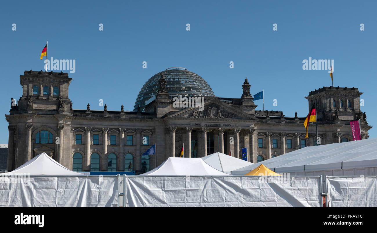 German unity day berlin hi-res stock photography and images - Alamy