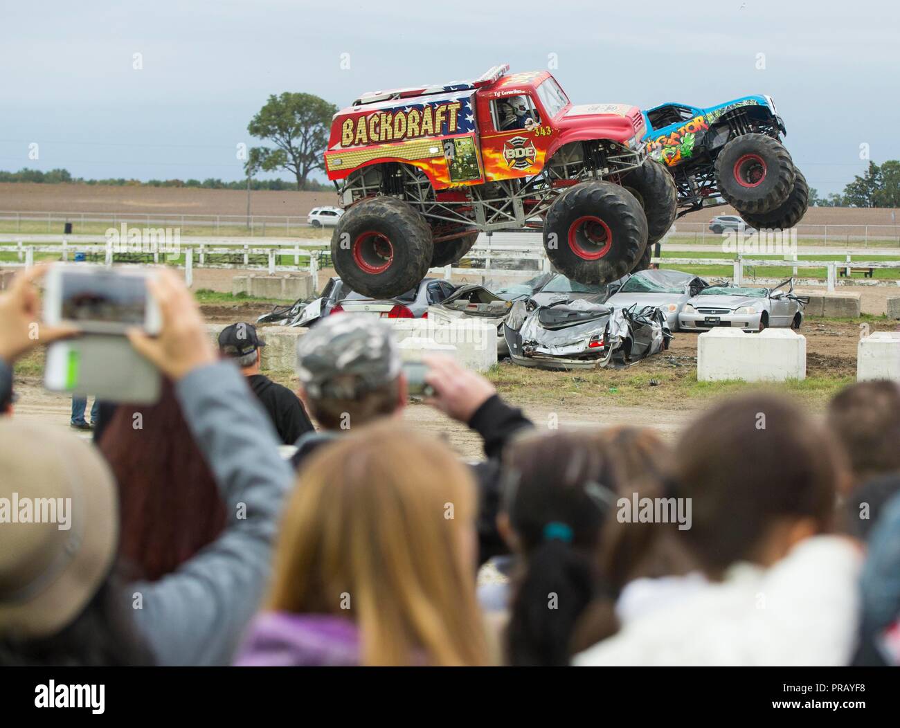 Monster truck show hi-res stock photography and images - Alamy