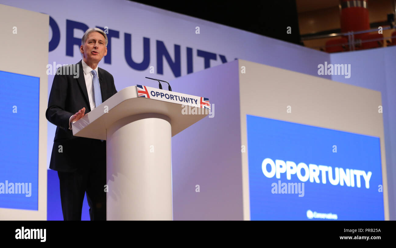 Philip hammond mp hi-res stock photography and images - Alamy