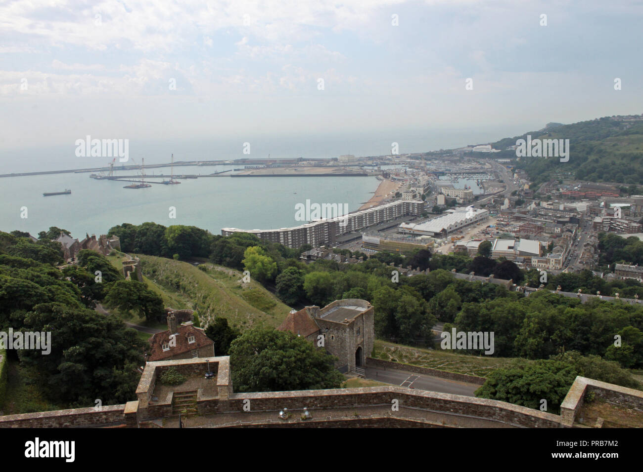 Dover castle skyline hi-res stock photography and images - Alamy