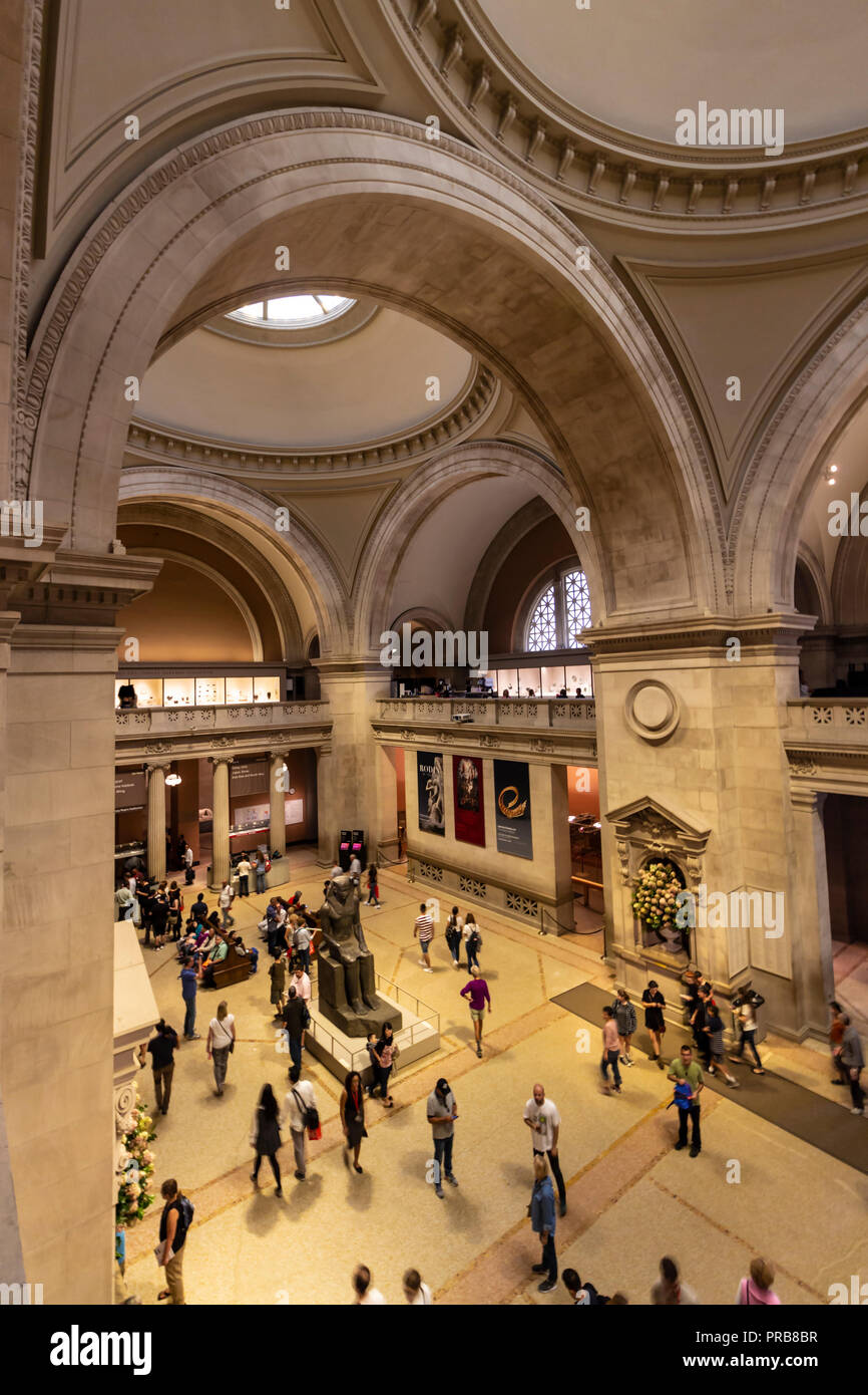 Exhibition hall in the metropolitan museum of art hi-res stock ...
