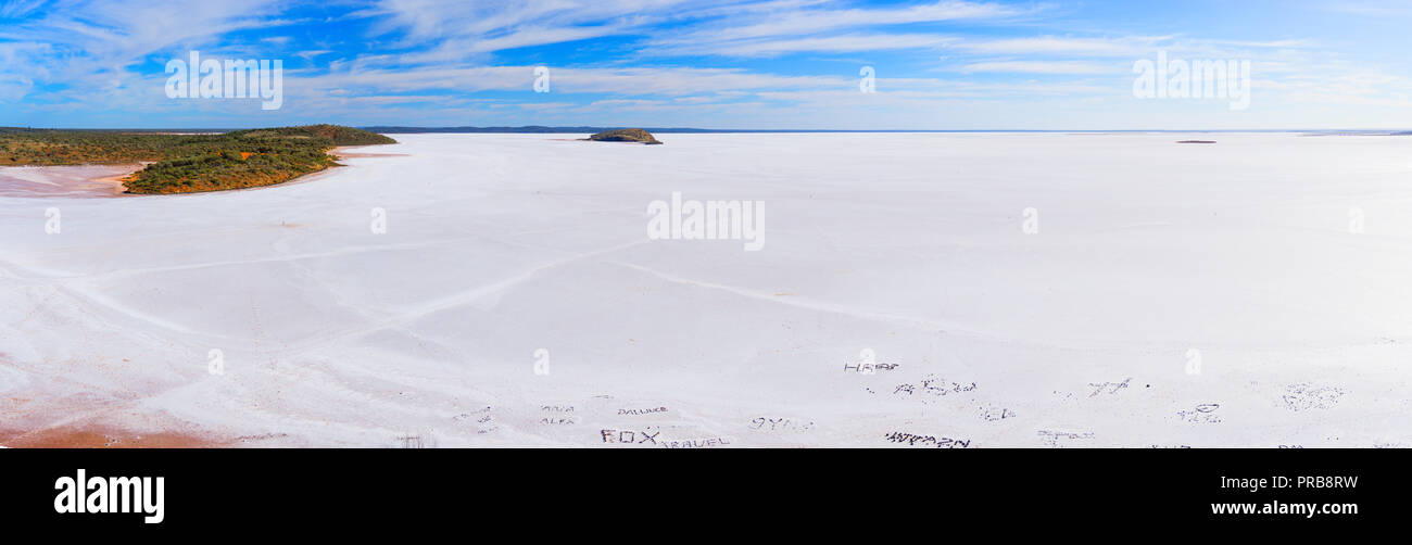 Lake Ballard, a dry salt lake near Menzies in Western Australia Stock ...
