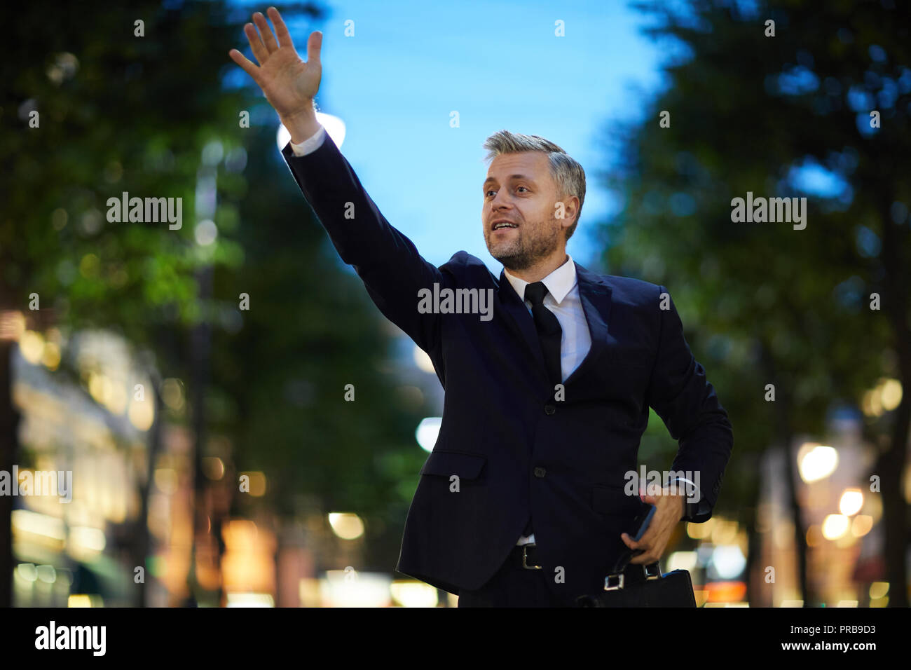 Hurrying man hi-res stock photography and images - Alamy