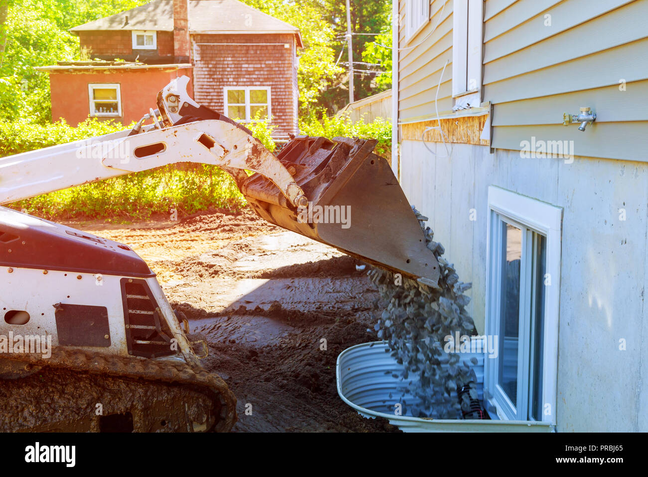 Wheel loader truck dumping construction hi-res stock photography and ...