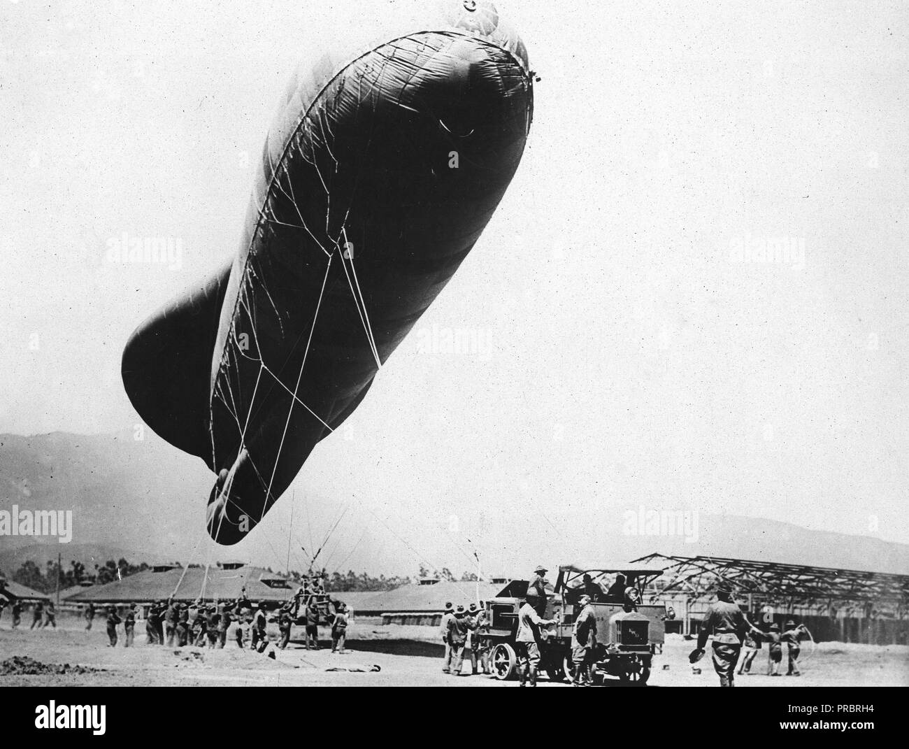 World war i era balloon hi-res stock photography and images - Alamy
