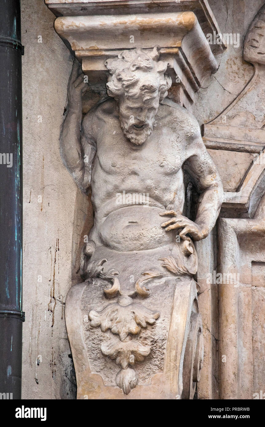 Telamon statue hi-res stock photography and images - Alamy