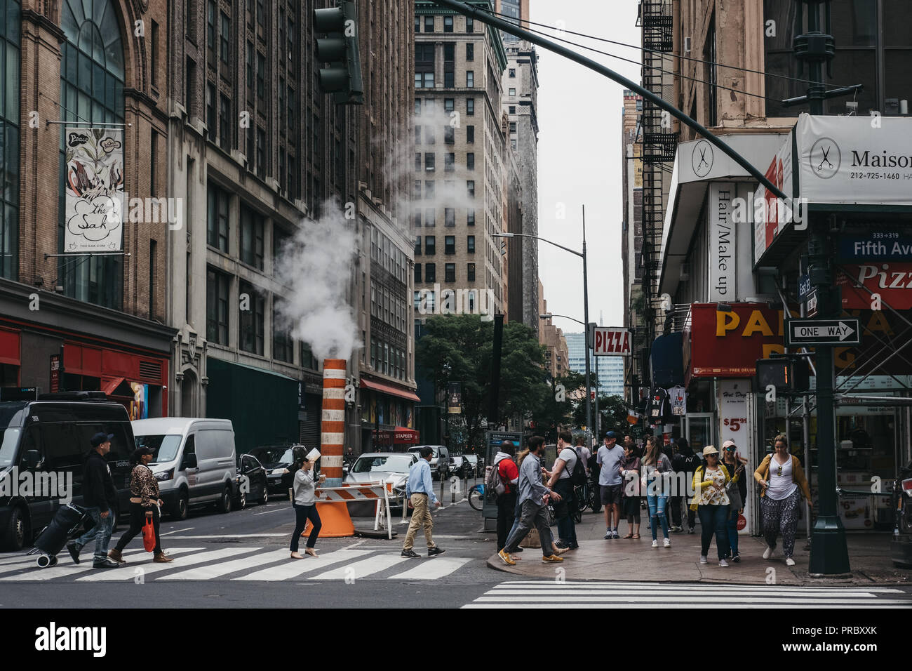 Steam stack new york city street hi-res stock photography and images ...