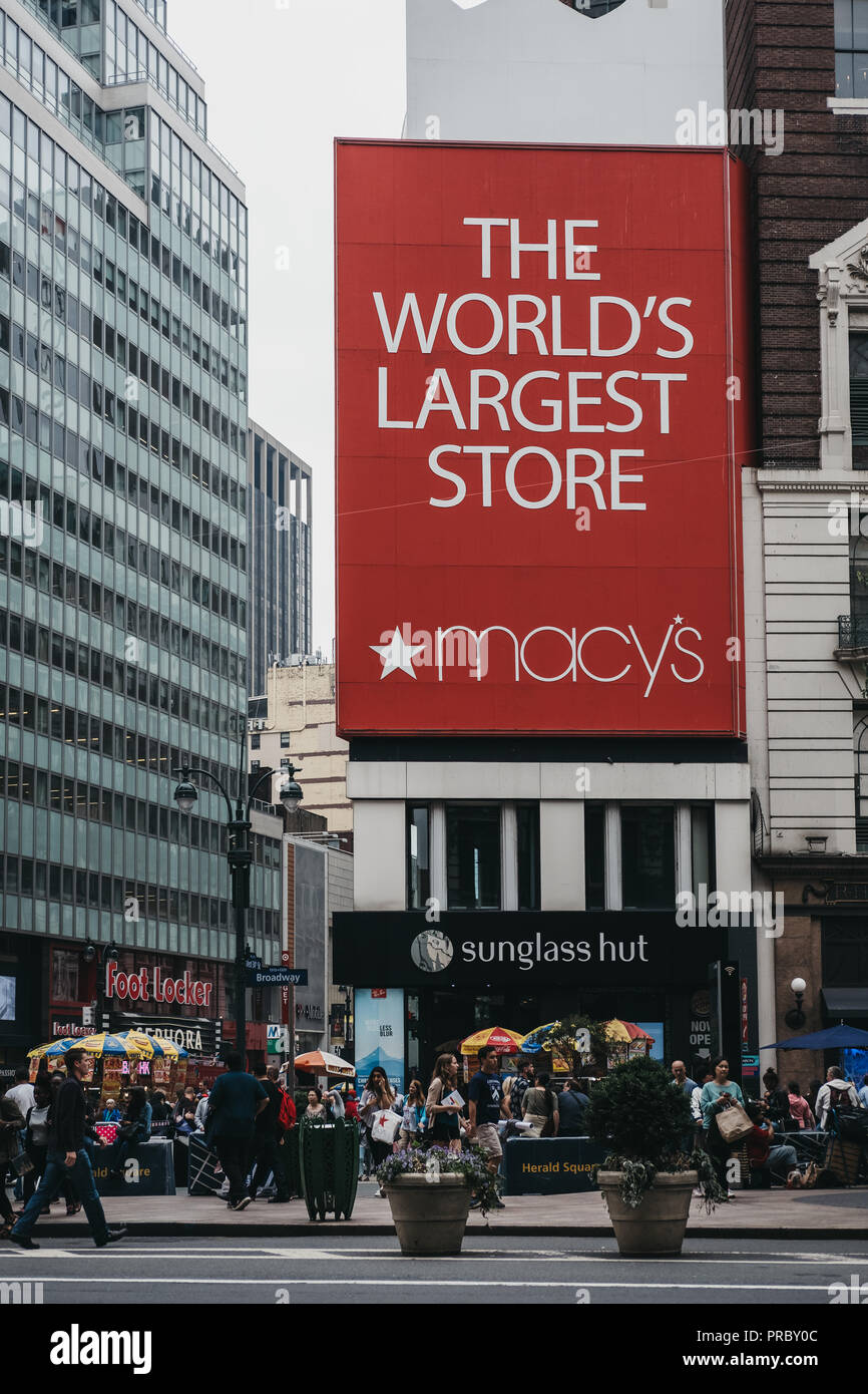 New York, USA - May 29, 2018: People walking on a street in from of ...