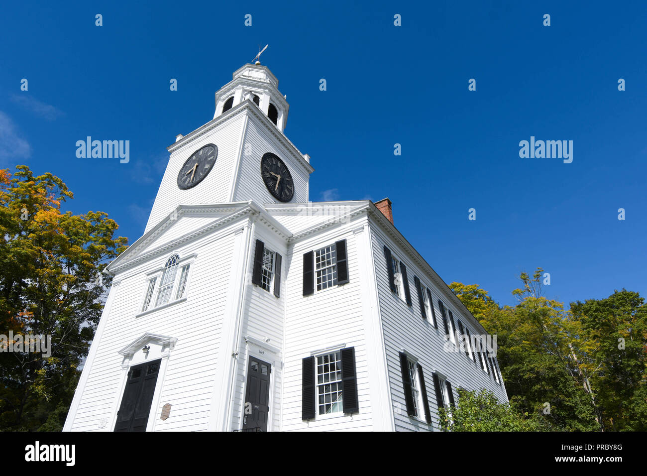 Old congregational church hi-res stock photography and images - Alamy