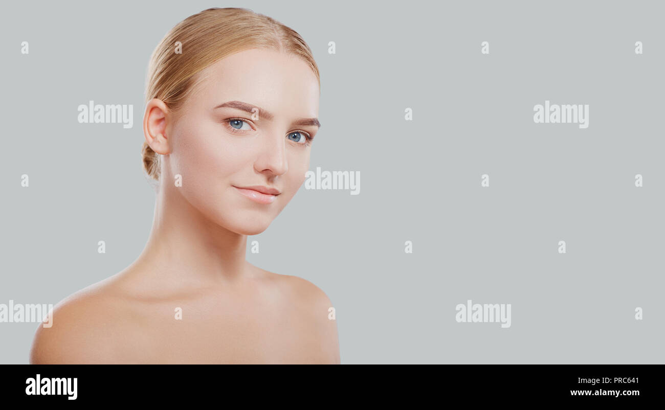 Beautiful face of a young blonde woman Stock Photo - Alamy