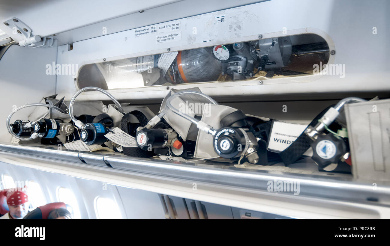 Oxygen cylinder aircraft hi-res stock photography and images - Alamy