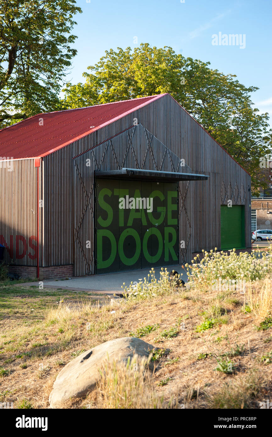 Archouse hi-res stock photography and images - Alamy