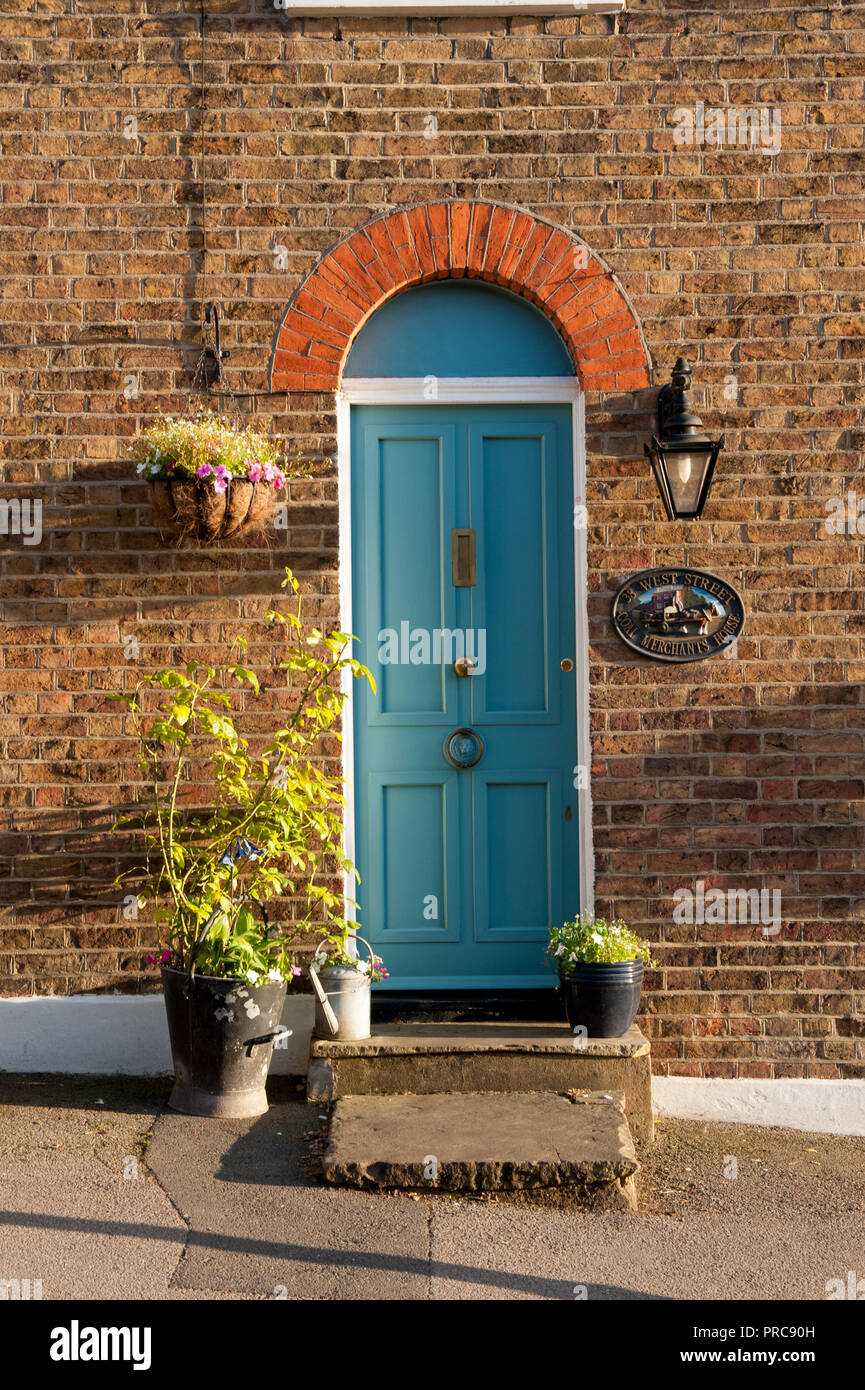 Stylish front door hi-res stock photography and images - Alamy