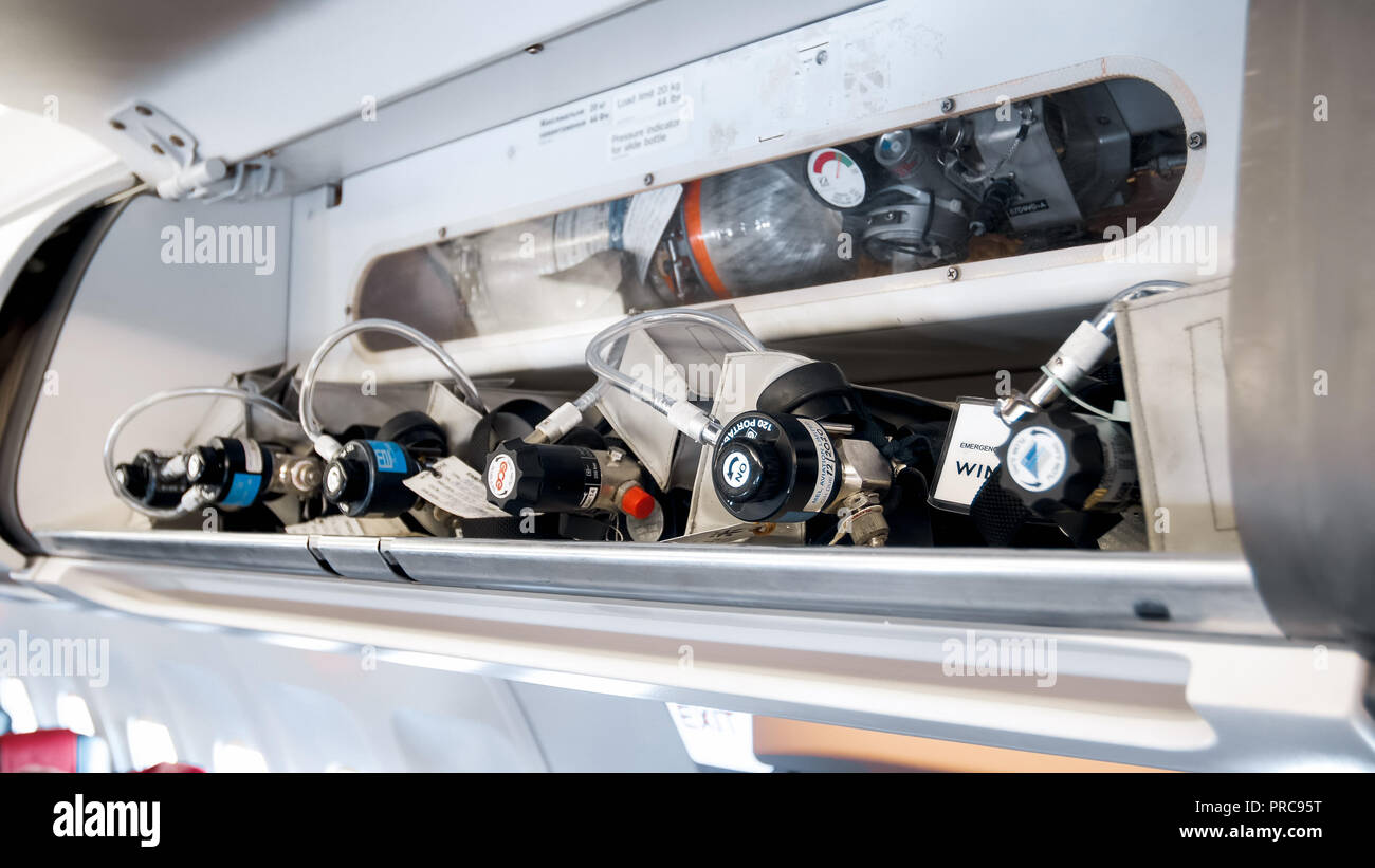 Oxygen cylinder aircraft hi-res stock photography and images - Alamy