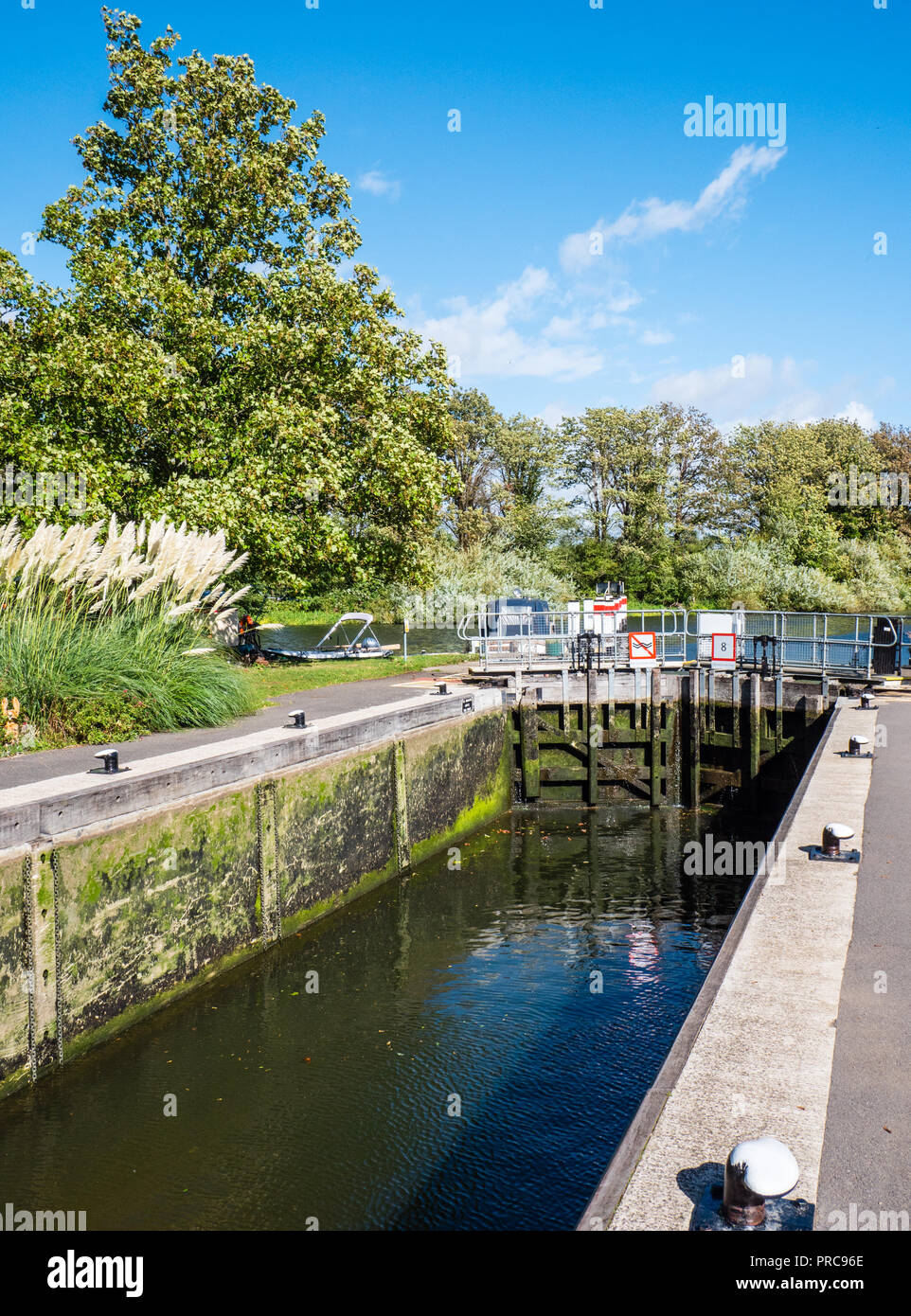 Abingdon Lock, Lock Gates, Abingdon, Oxfordshire, England, UK, GB Stock ...