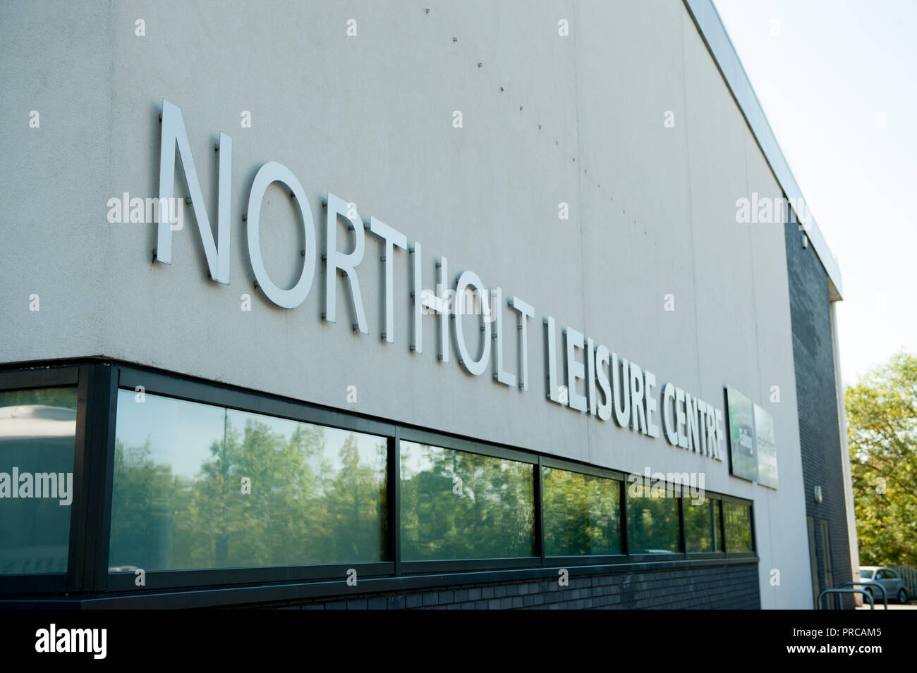 Northolt leisure centre hi-res stock photography and images - Alamy