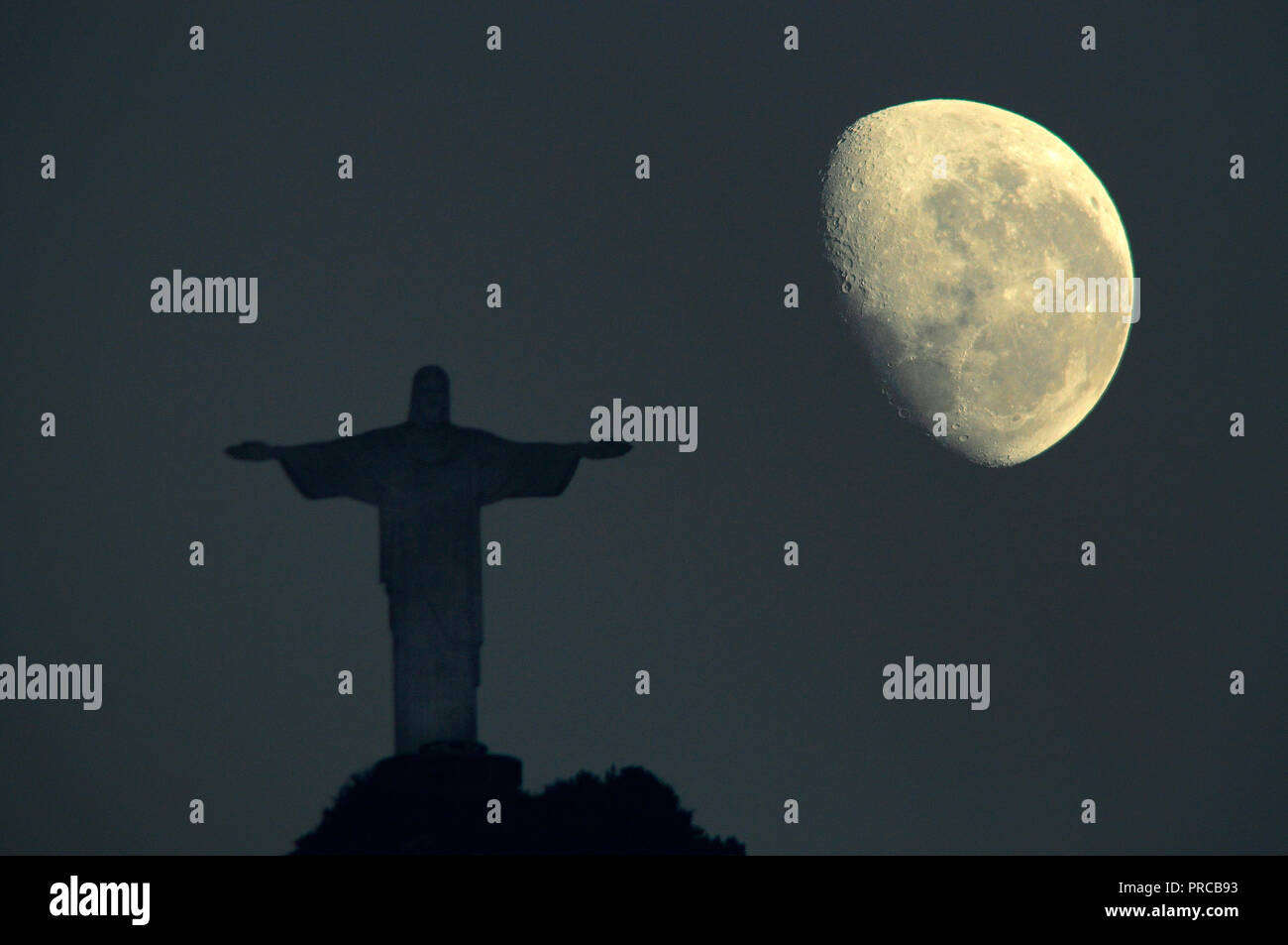 Christ the redeemer brazil hi-res stock photography and images - Alamy