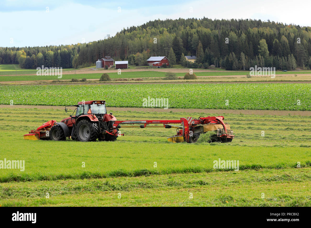 Trailed disc mower hi-res stock photography and images - Alamy