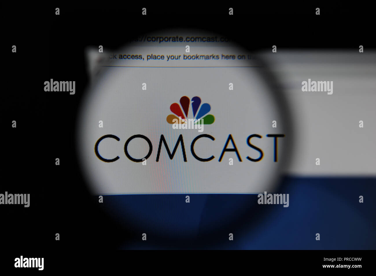 Comcast logo hi-res stock photography and images - Alamy