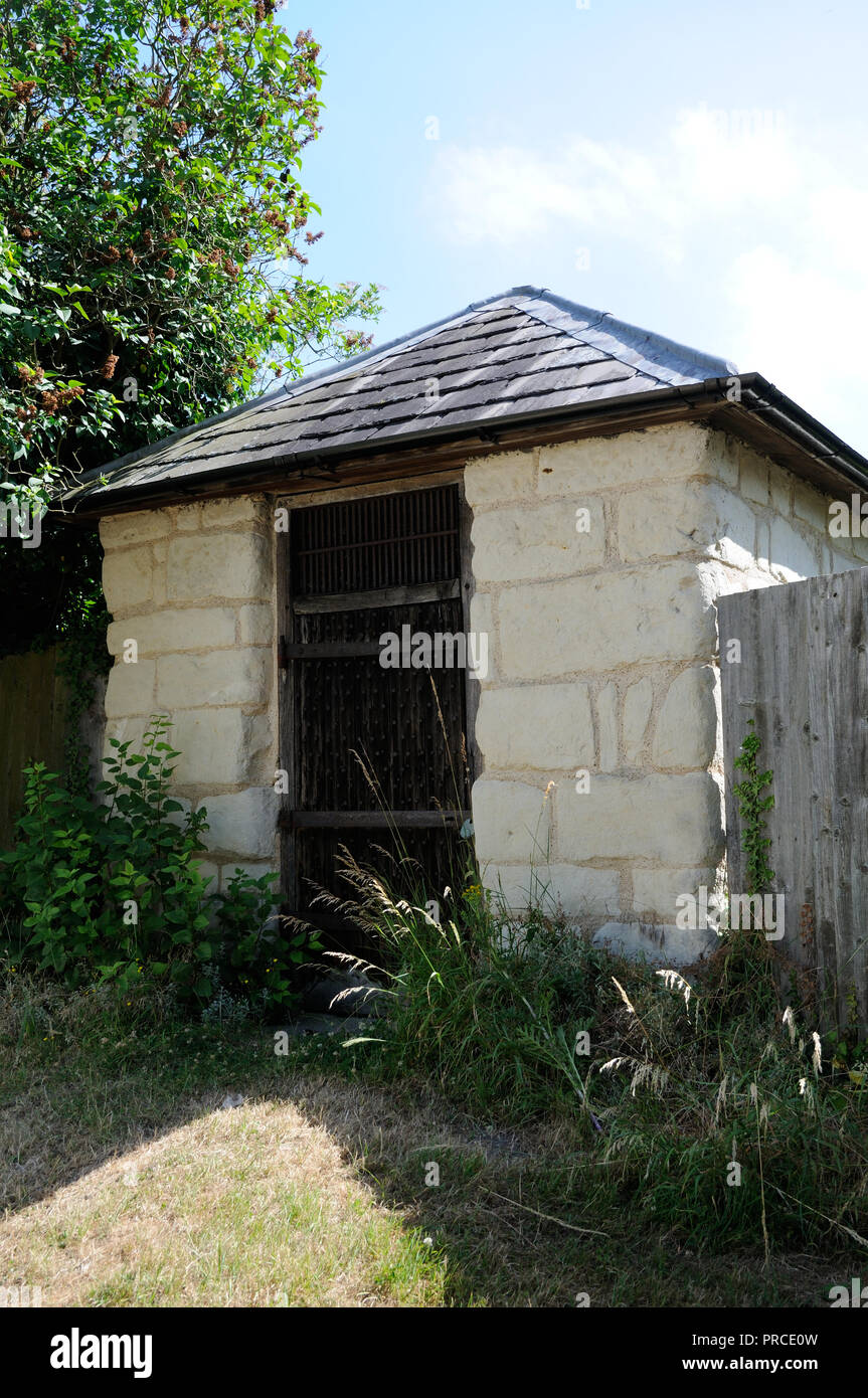 Clunch hi-res stock photography and images - Alamy