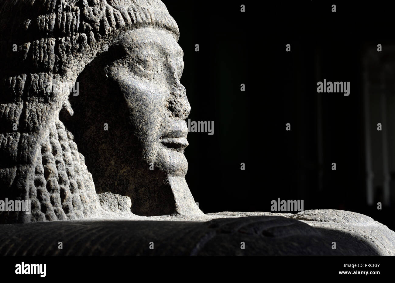 Statue of Roy - high priest of Amun-Ra in Thebes. British Museum ...