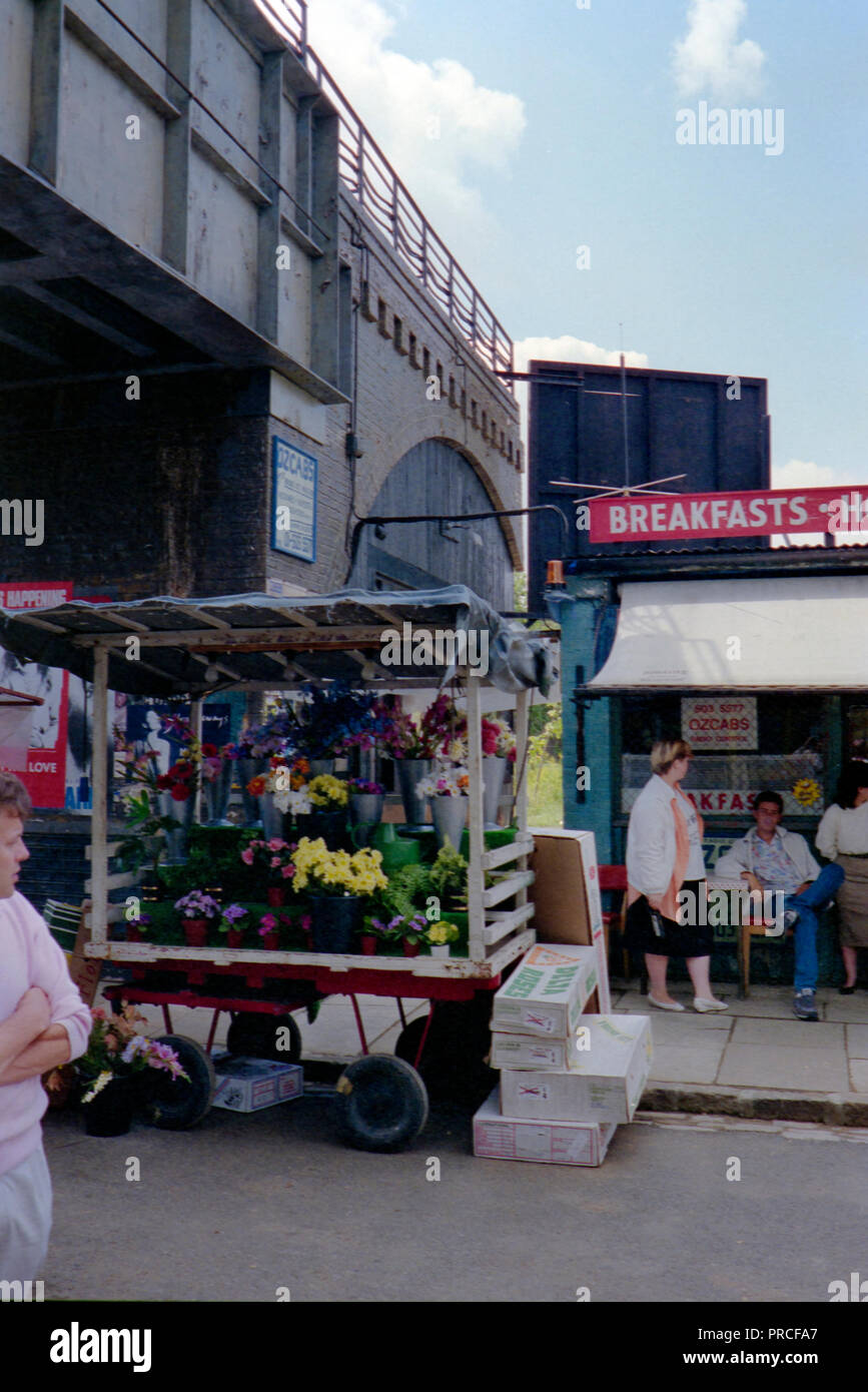 Dirty den eastenders hi-res stock photography and images - Alamy