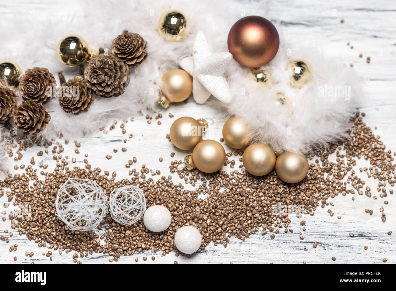 New winter feathers hi-res stock photography and images - Alamy