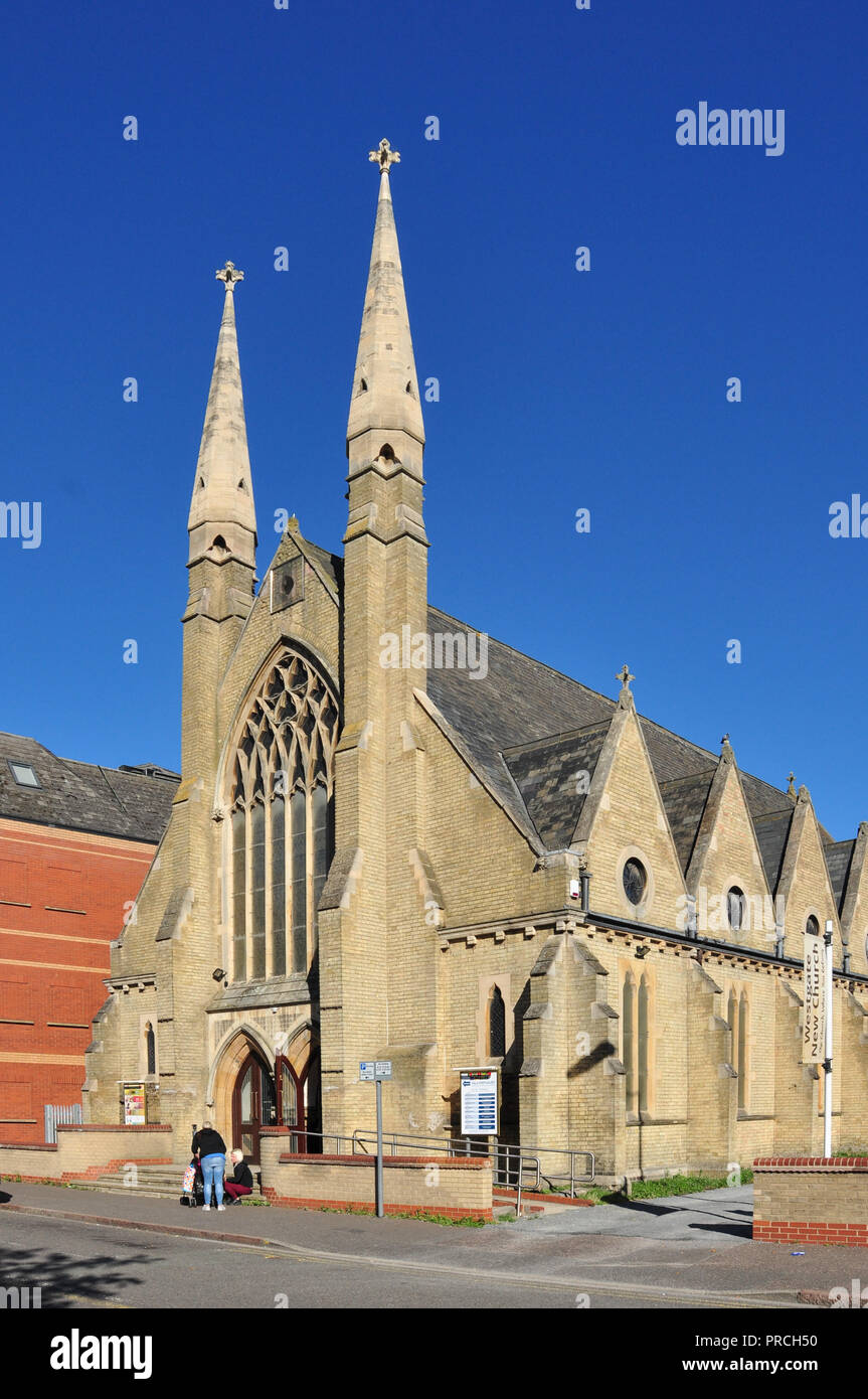 English churches spires hi-res stock photography and images - Alamy